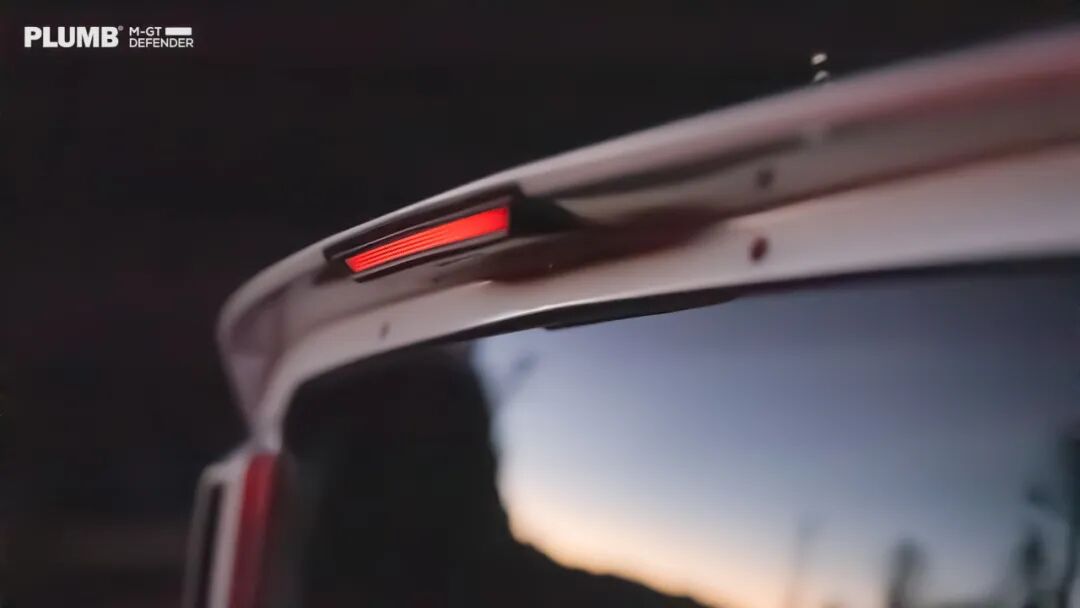 PLUMB "M-GT" Series Real Spoiler For Land Rover Defender 90/110/130 – Plumb 4x4